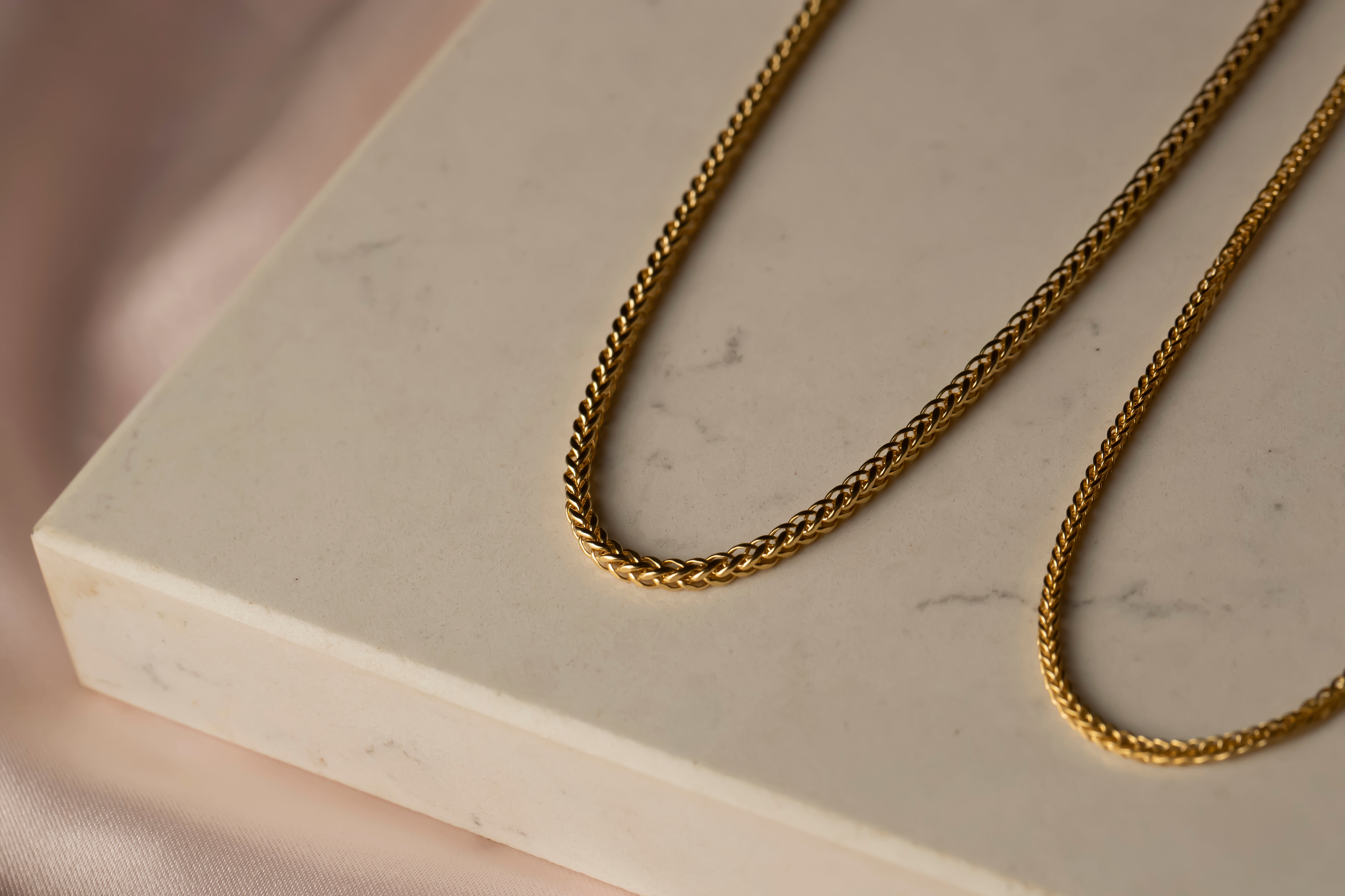 14K Solid Gold Wheat / Spiga Chain Necklace - Elegance in Every Link ...