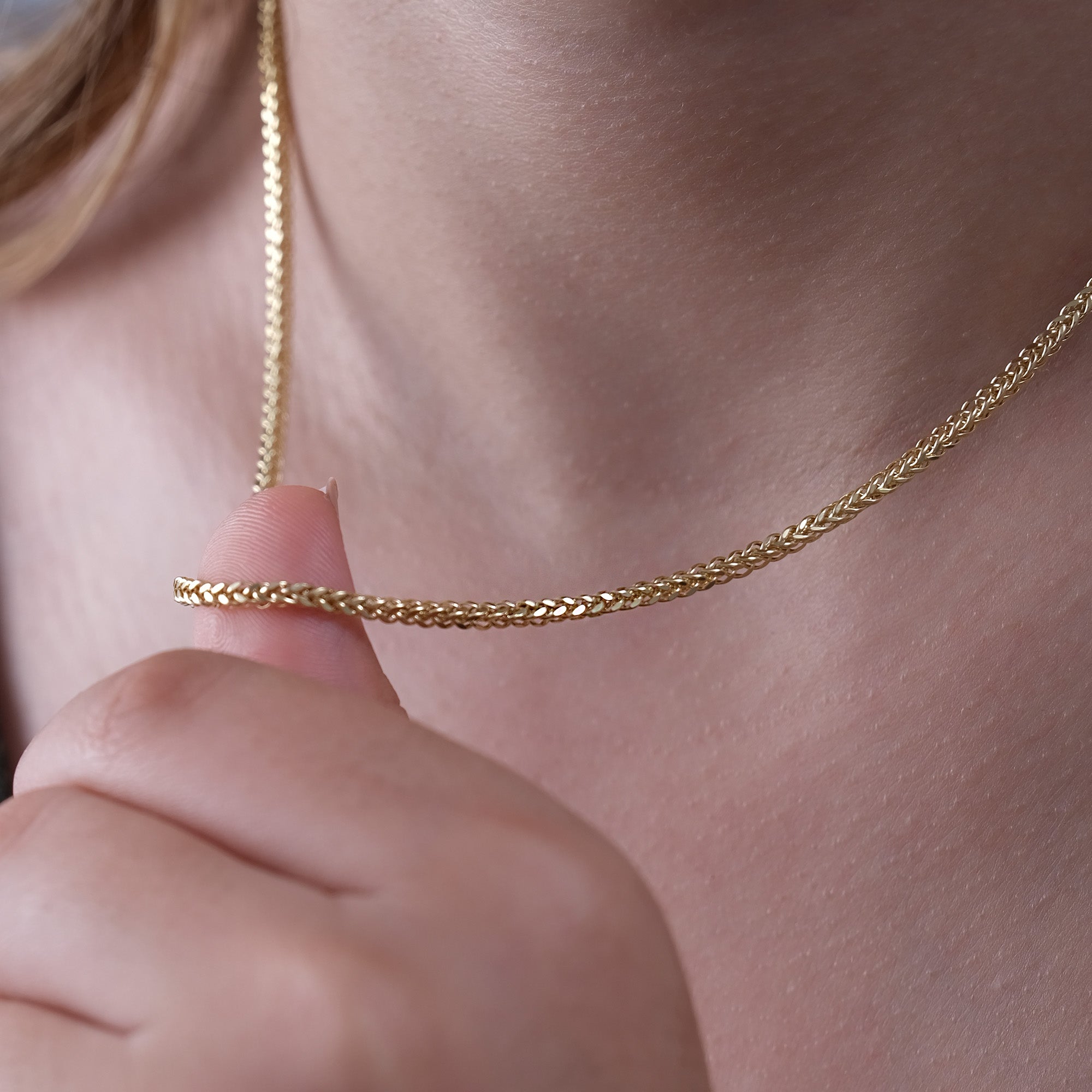 14K Solid Gold Wheat / Spiga Chain Necklace - Elegance in Every Link ...