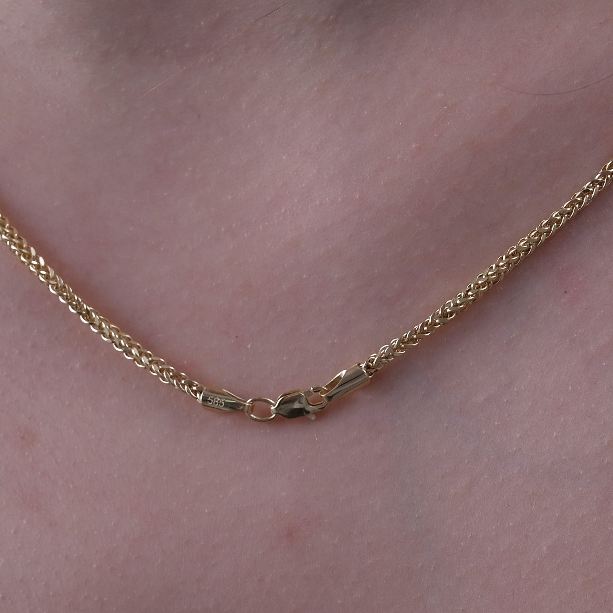 14K Solid Gold Wheat / Spiga Chain Necklace - Elegance in Every Link ...